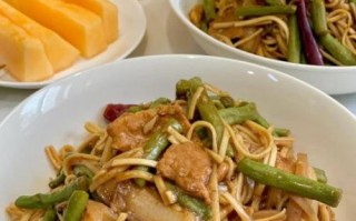 豆角焖面怎么做_豆角焖面用干面还是湿面