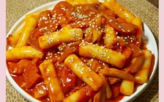 辣白菜炒年糕怎么做_韩国正宗做法