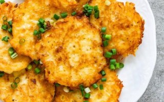 藕夹肉怎么做才酥脆_藕夹肉的家常做法窍门