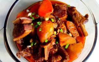 鸭子炖土豆怎么做好吃_鸭子炖土豆的家常做法