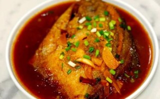 糖醋鲳鱼怎么做才好吃_糖醋鲳鱼家常做法