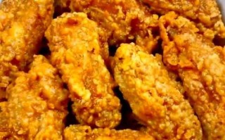 炸鸡翅的家常做法_怎样炸鸡翅外酥里嫩