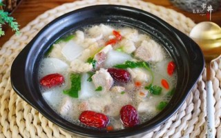 羊肉汤怎么煮不膻_家里煮羊肉汤的正确方法