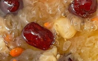 银耳桂圆汤的做法_银耳桂圆汤怎么煮才粘稠