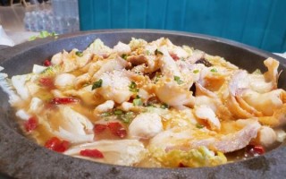 石锅鱼怎么做_石锅鱼的做法视频教程