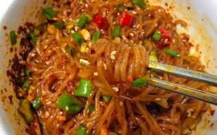 红薯凉粉怎么做_红薯凉粉的做法窍门