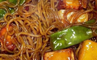 排骨炖土豆粉条怎么做_排骨炖土豆粉条要炖多久