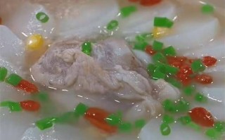 骨头汤怎么熬才白_骨头汤需要焯水吗