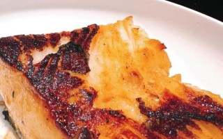 香煎银鳕鱼怎么做_香煎银鳕鱼用什么油