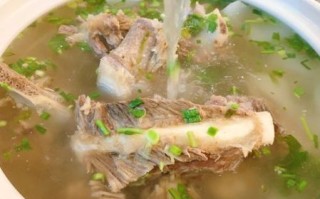 牛骨火锅怎么做_牛骨火锅汤底配方