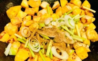 炒馍花怎么做好吃_炒馍花家常做法步骤