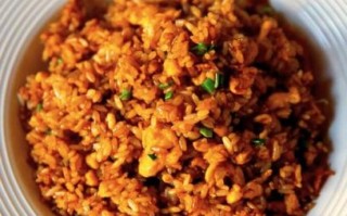 酱油蛋炒饭怎么做_酱油蛋炒饭的简单步骤