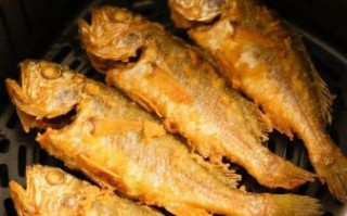 怎样炸小黄鱼酥脆好吃_炸小黄鱼不腥的窍门