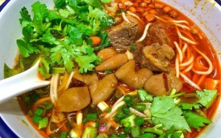 肥肠面怎么做好吃_肥肠面做法步骤详解