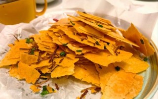 鱼头冬瓜汤怎么做_冬瓜鱼头汤去腥技巧