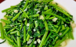 茼蒿怎么炒好吃_茼蒿焯水几分钟