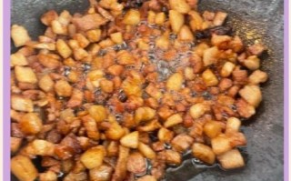 茄子肉丁卤怎么做_茄子肉丁卤家常做法