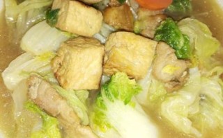 白菜五花肉炖豆腐怎么做好吃_白菜五花肉炖豆腐的家常做法