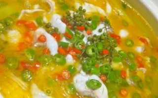 酸菜鱼头最正宗的做法_酸菜鱼头怎么做才好吃