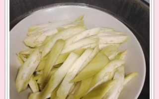 酱茄条的家常做法东北_东北酱茄条怎么做好吃