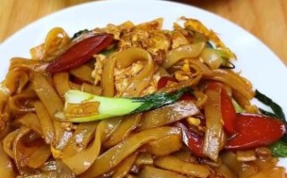 炒河粉怎么炒不粘锅_家常炒河粉的做法步骤