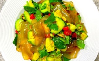 黄瓜拉皮怎么做_黄瓜拉皮的家常做法