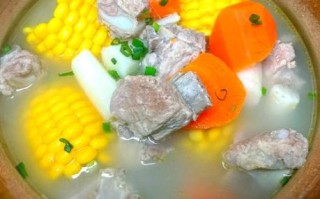 炖排骨怎么做才好吃_炖排骨的家常做法