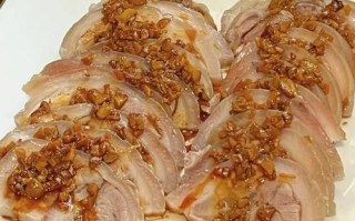 白切猪手怎么做才脆_正宗白切猪手做法