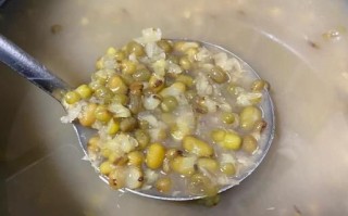 电饭煲煮绿豆粥要泡吗_绿豆粥不溢锅技巧