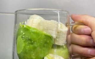 香蕉奶昔的简单做法_需要哪些材料