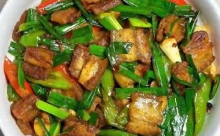 青蒜回锅肉怎么做_正宗川味回锅肉做法