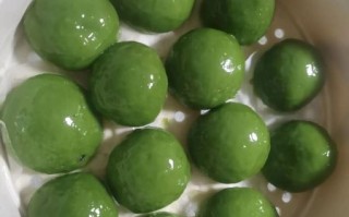 艾草团子怎么做好吃_艾草团子做法窍门