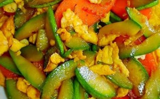 西葫芦怎么炒好吃_西葫芦炒蛋的家常做法