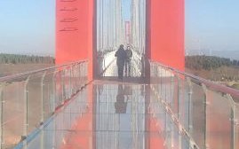 玻璃栈道门票多少钱_玻璃栈道安全吗