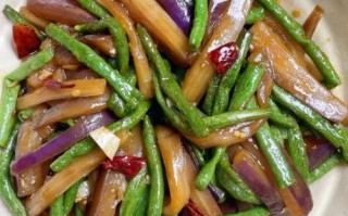 长豆角烧茄子怎么做_家常做法步骤详解