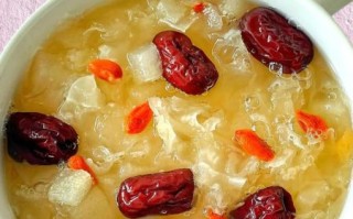 银耳莲子羹热量是多少_减肥能吃吗