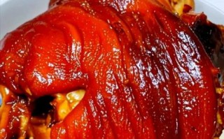 家常肘子怎么做_肘子去腥技巧