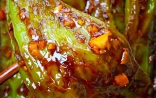 虎皮青椒怎么做才脆_虎皮青椒用不用先焯水