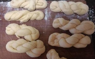 麻花怎么做_麻花最简单的家常做法