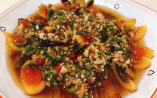 凉拌松花蛋怎么做_松花蛋凉拌需要焯水吗