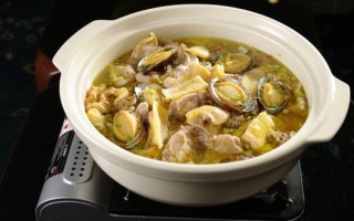 鲍鱼炖鸡汤怎么煲汤好喝_鲍鱼鸡汤的正宗做法