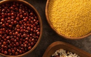 腊八粥的食材有哪些_腊八粥里放什么最正宗