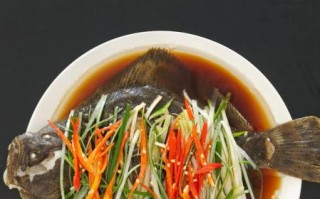 清蒸多宝鱼怎么做才鲜嫩_多宝鱼蒸多久最佳