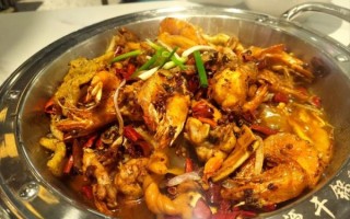 干锅香辣虾火锅怎么做_干锅香辣虾火锅底料哪个牌子好