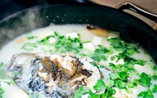 鱼头怎么做好吃_鱼头豆腐汤怎么做