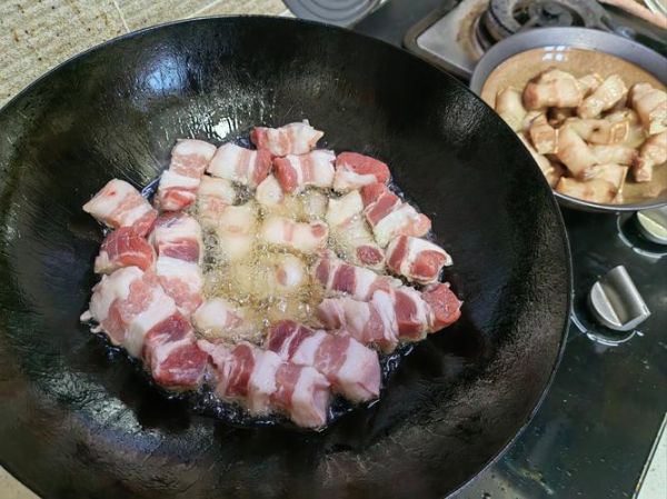 家常红烧肉怎么做_红烧肉不柴的秘诀-第1张图片-山城妙识