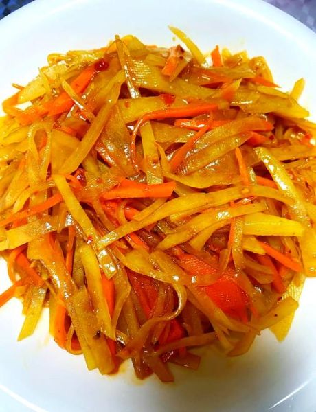 胡萝卜炒土豆丝怎么做_为什么炒出来不脆-第1张图片-山城妙识