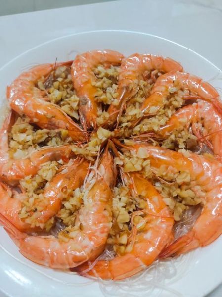 蒜蓉粉丝蒸虾怎么做_蒜蓉粉丝蒸虾蒸几分钟-第1张图片-山城妙识
