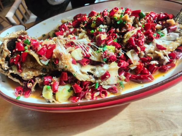 辣椒鱼怎么做_辣椒鱼的家常做法-第2张图片-山城妙识