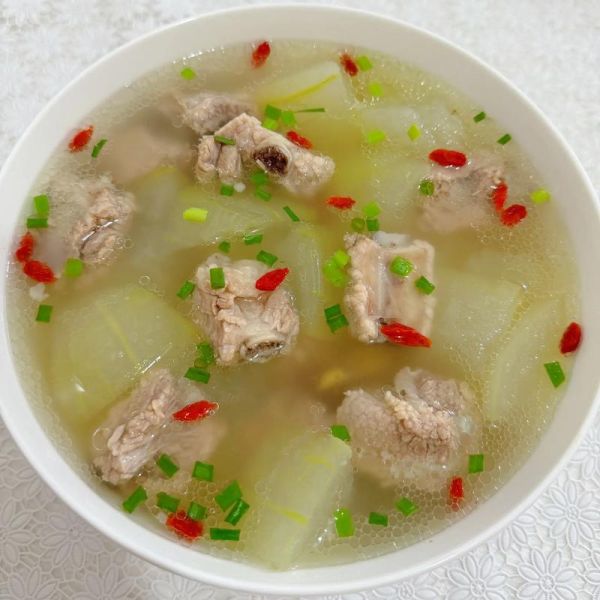 冬瓜烧排骨怎么做_冬瓜烧排骨用焯水吗-第1张图片-山城妙识 冬瓜烧排骨怎么做_冬瓜烧排骨用焯水吗-第1张图片-山城妙识